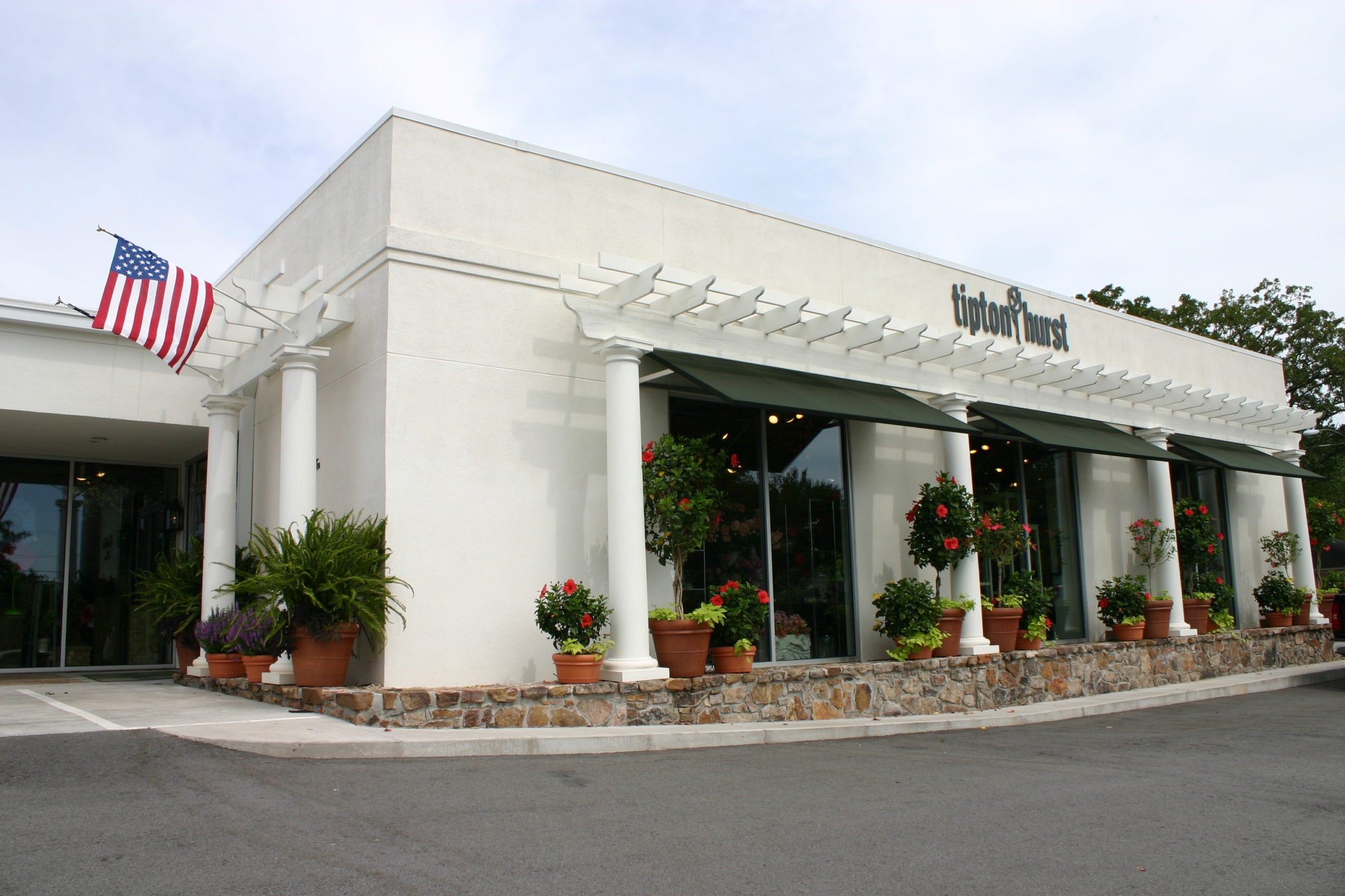 Little Rock Florist | Flower, Plant, Gift Delivery – Tipton & Hurst